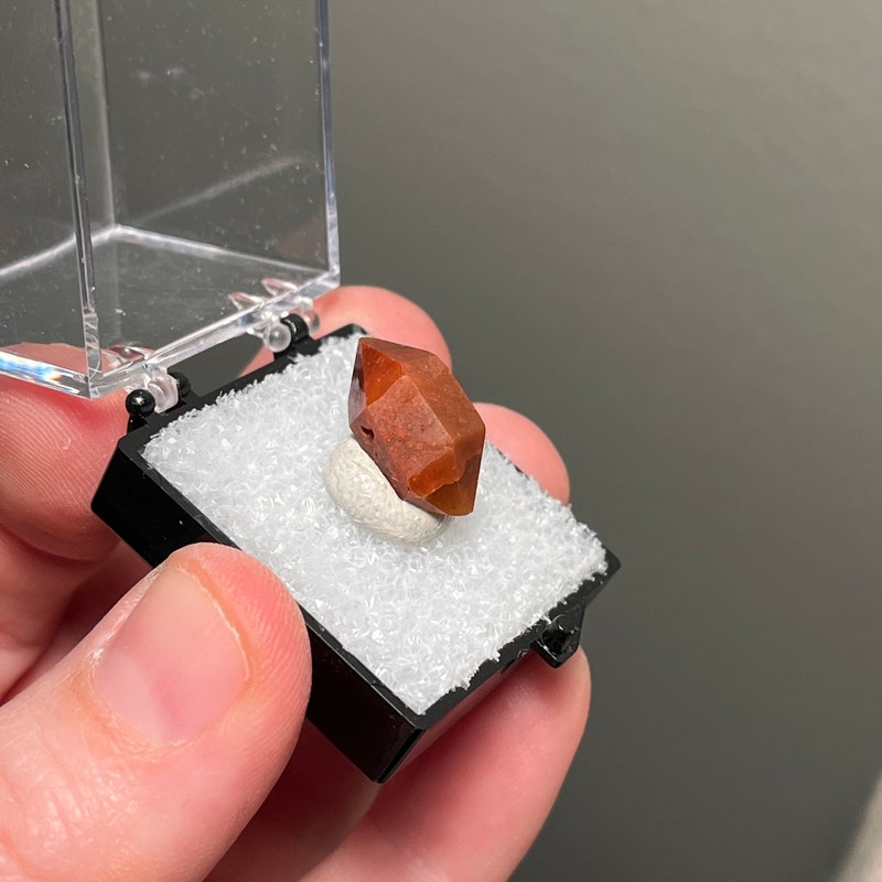 Red Quartz - Etsy