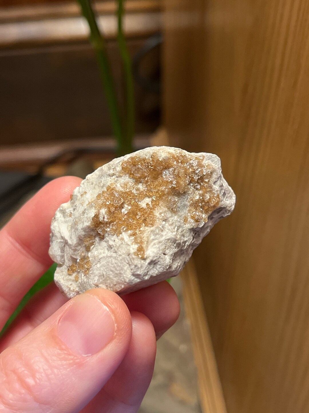 Classic “root Beer” Fluorite From Clay Center, Ohio. UV Reactive! - Etsy