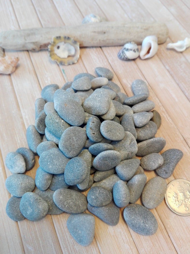 20 Very Small Flat Beach Pebbles Stones 5-10mm for Art Craft Jewellery ...