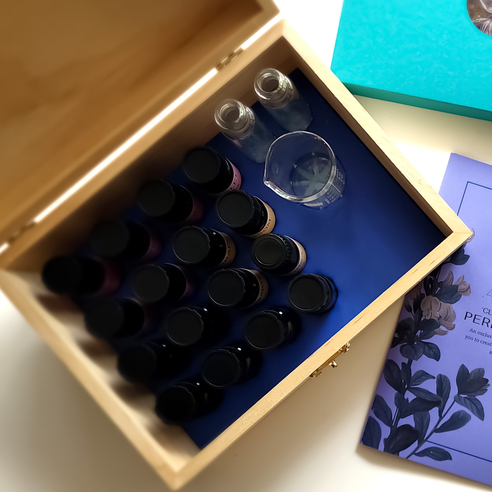 Perfume Kit: Classic Notes DIY Your Own Original Perfume - Etsy