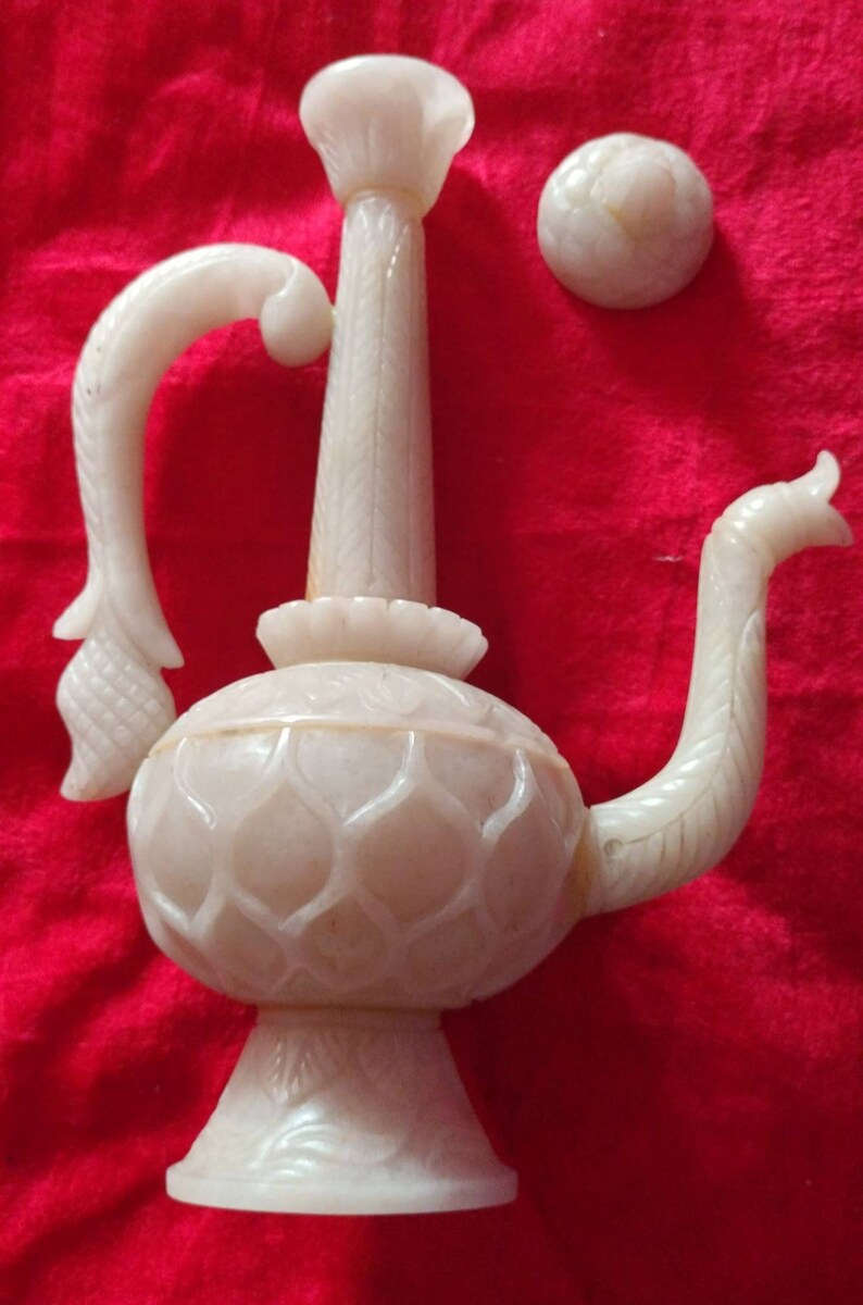 Antique Museum Quality Islamic Mughal Hand Made Wine Pot Surai Zade ...