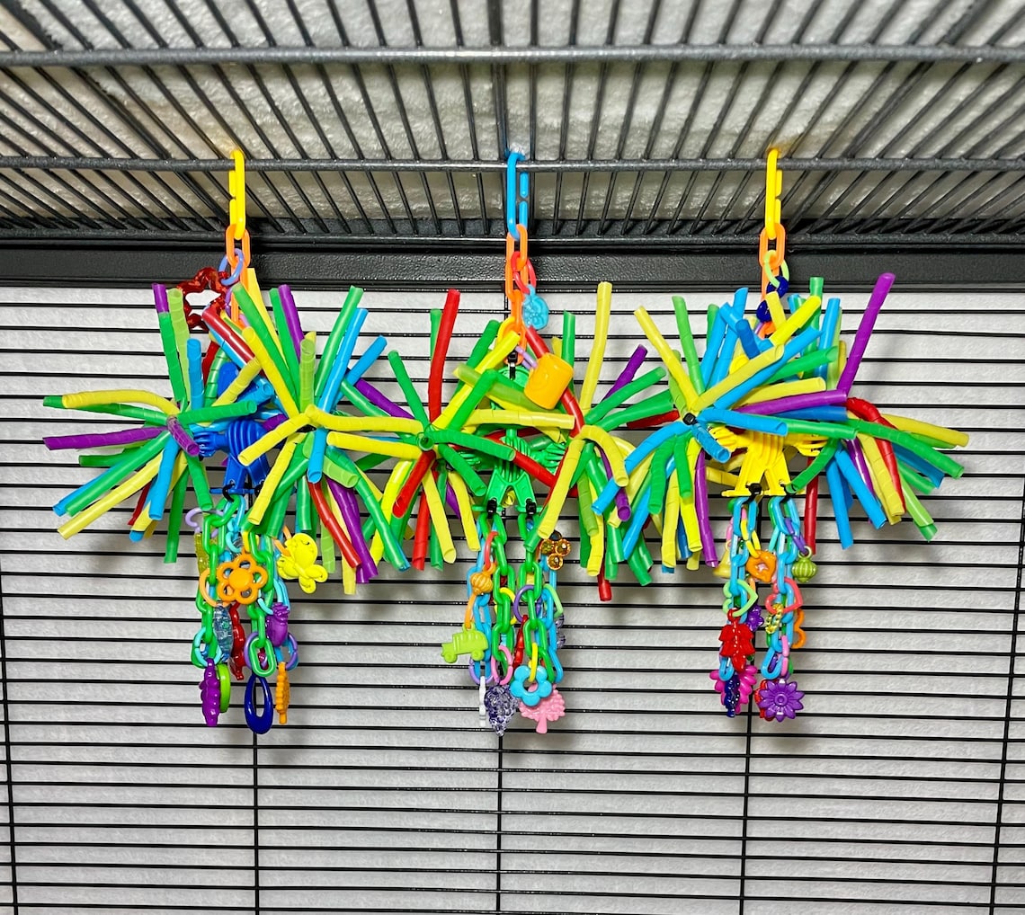 Straw Enrichment - Fun Hanging Toy for Sugar Gliders, Birds, Squirrels ...