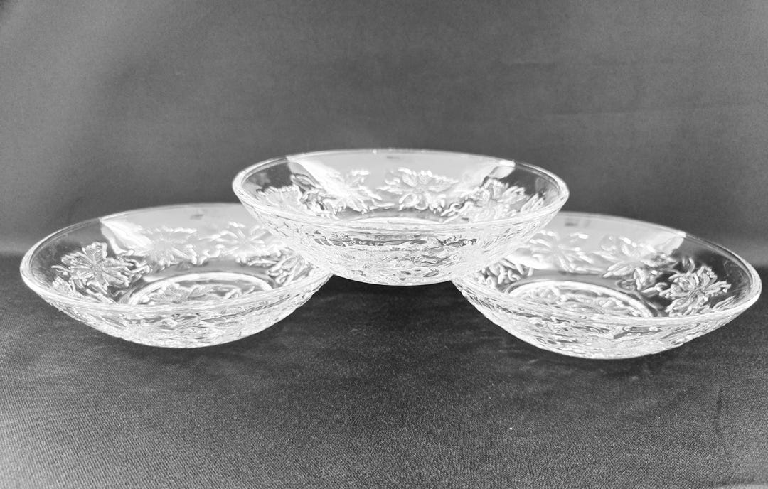 Set of 3/princess House/fantasia/pressed Glass/floral Design/bowls ...
