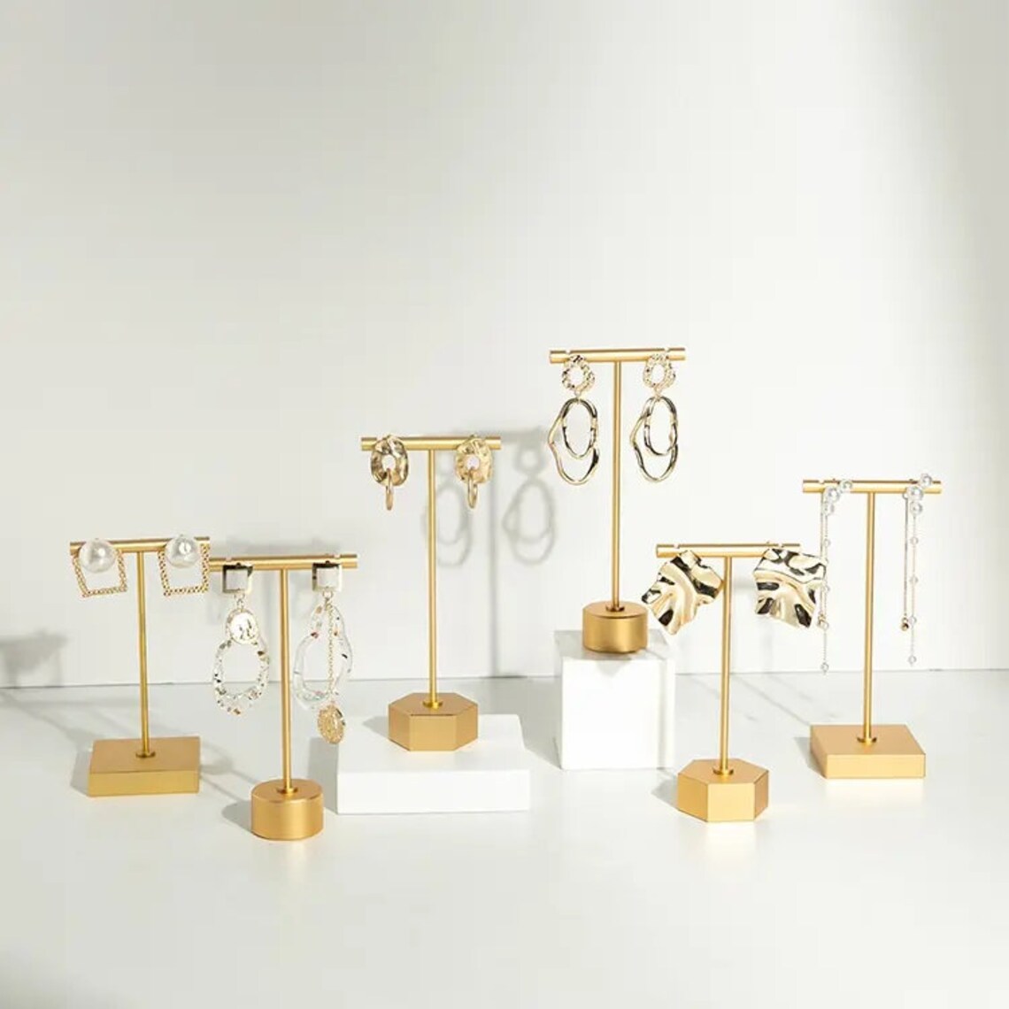 Metal Earring Display Stand, Gold T-bar Earring Holder Jewelry Display ...