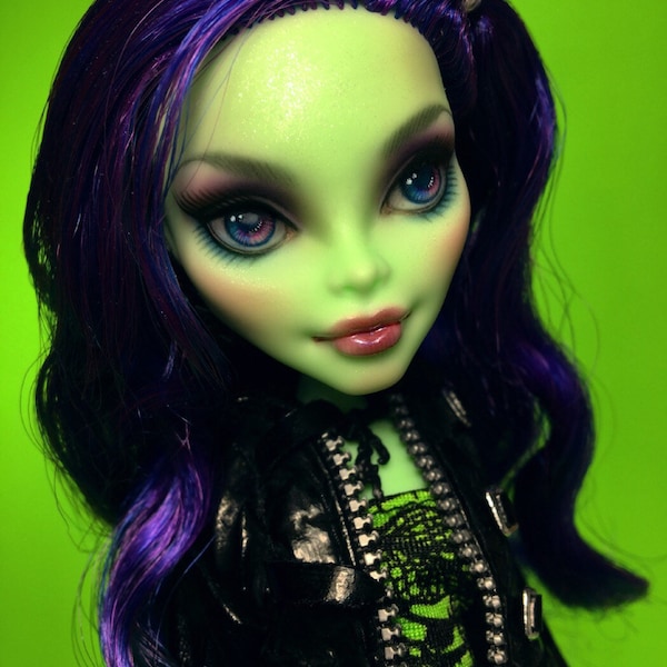 Monster High Custom Ooak Repaint Doll - Etsy