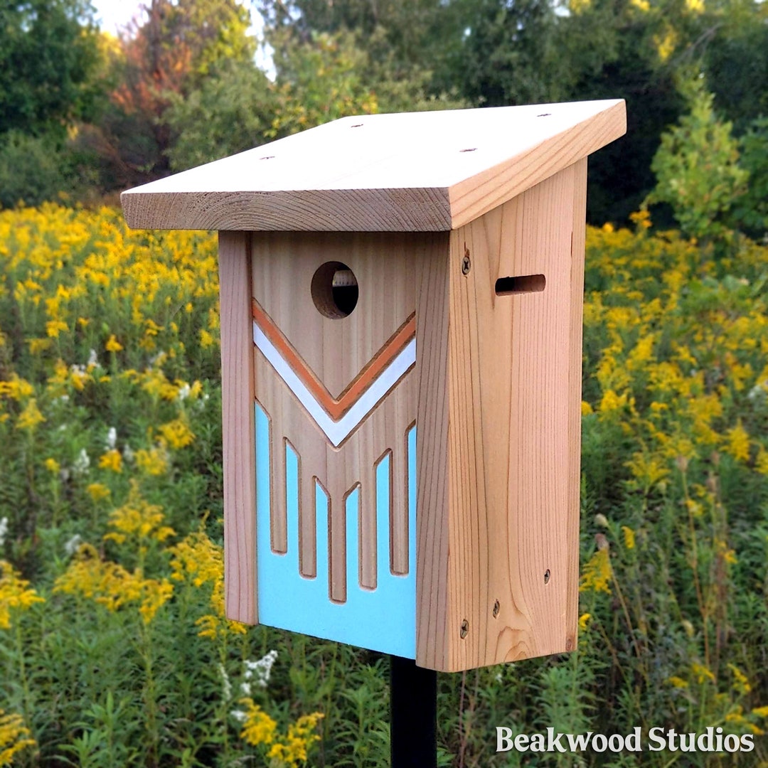 Cedar Nesting Box Birdhouse Wingtip Pattern Wren, Nuthatch, Chickadee ...
