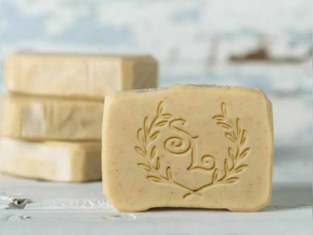 Custom Wreath Soap Stamp With Initial,handmade Acrylic Soap Stamp ...