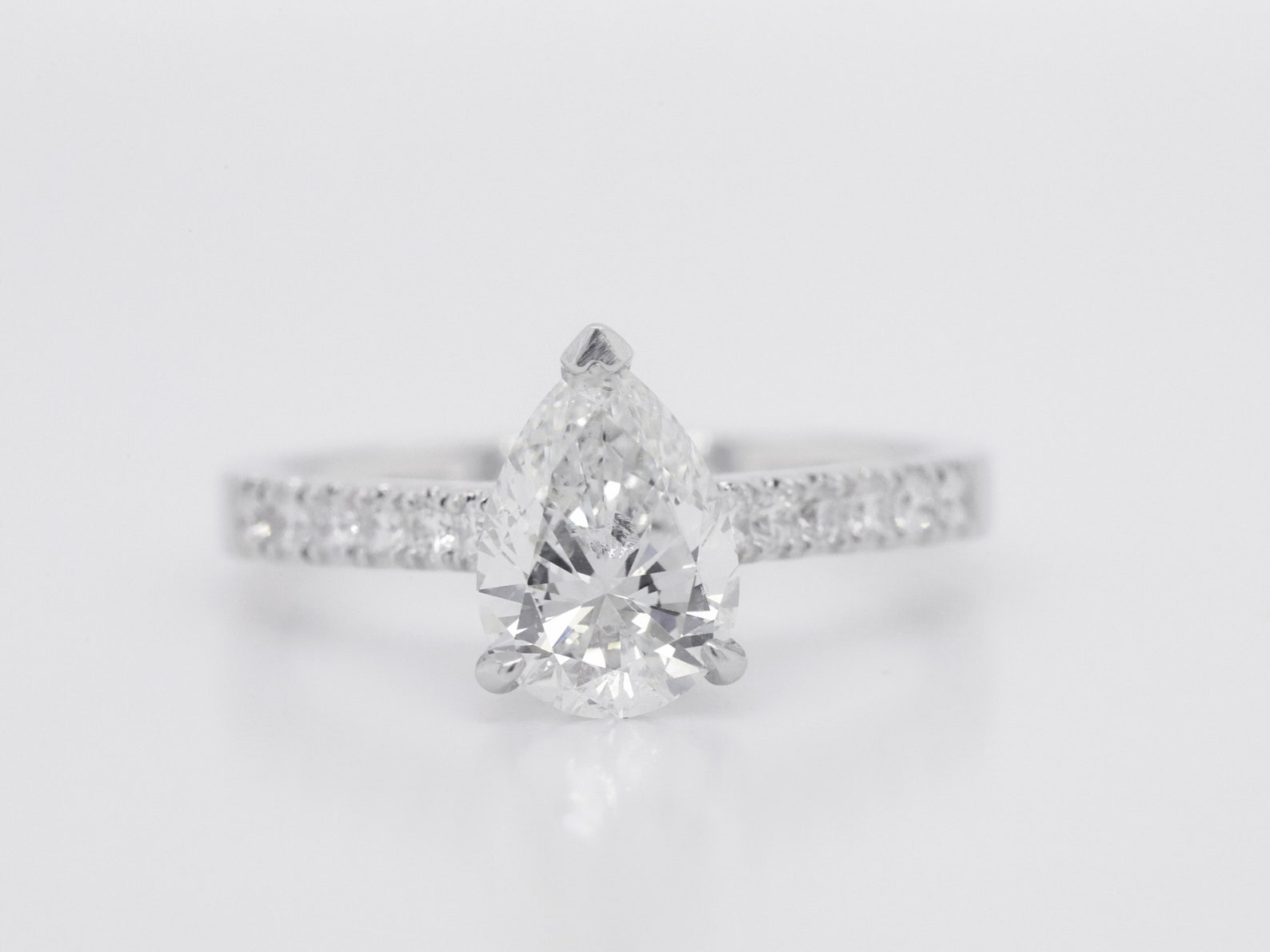 Pear Cut Diamond Engagement Ring Teardrop Diamond Engagement Ring With ...
