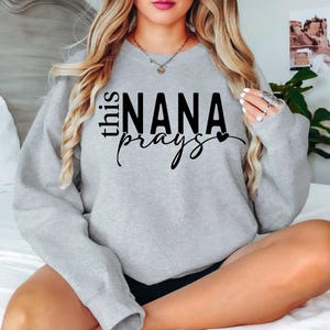 This Nana Prays SVG PNG, Nana Svg, Love Like Jesus Svg, Nana Life Svg, Nana Mode Svg, Mother's ...