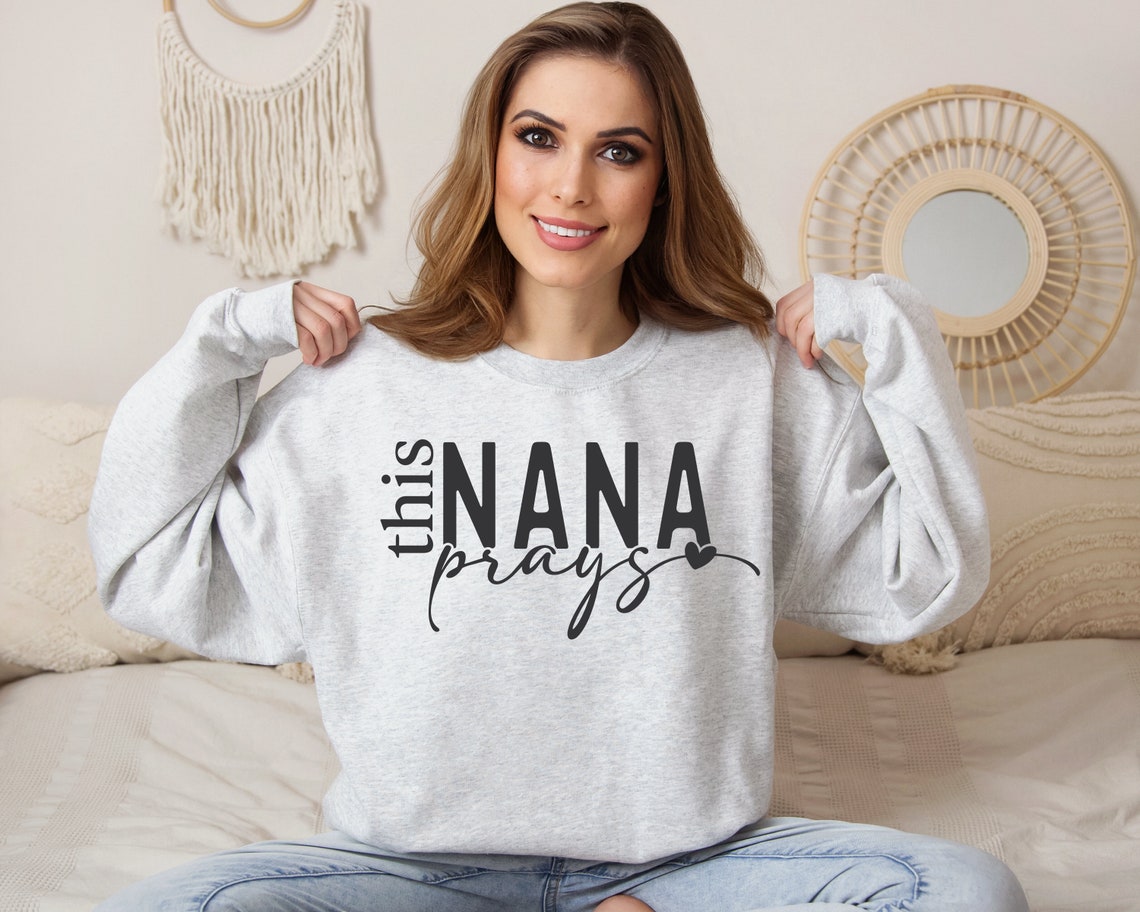 This Nana Prays SVG PNG, Nana Svg, Love Like Jesus Svg, Nana Life Svg ...