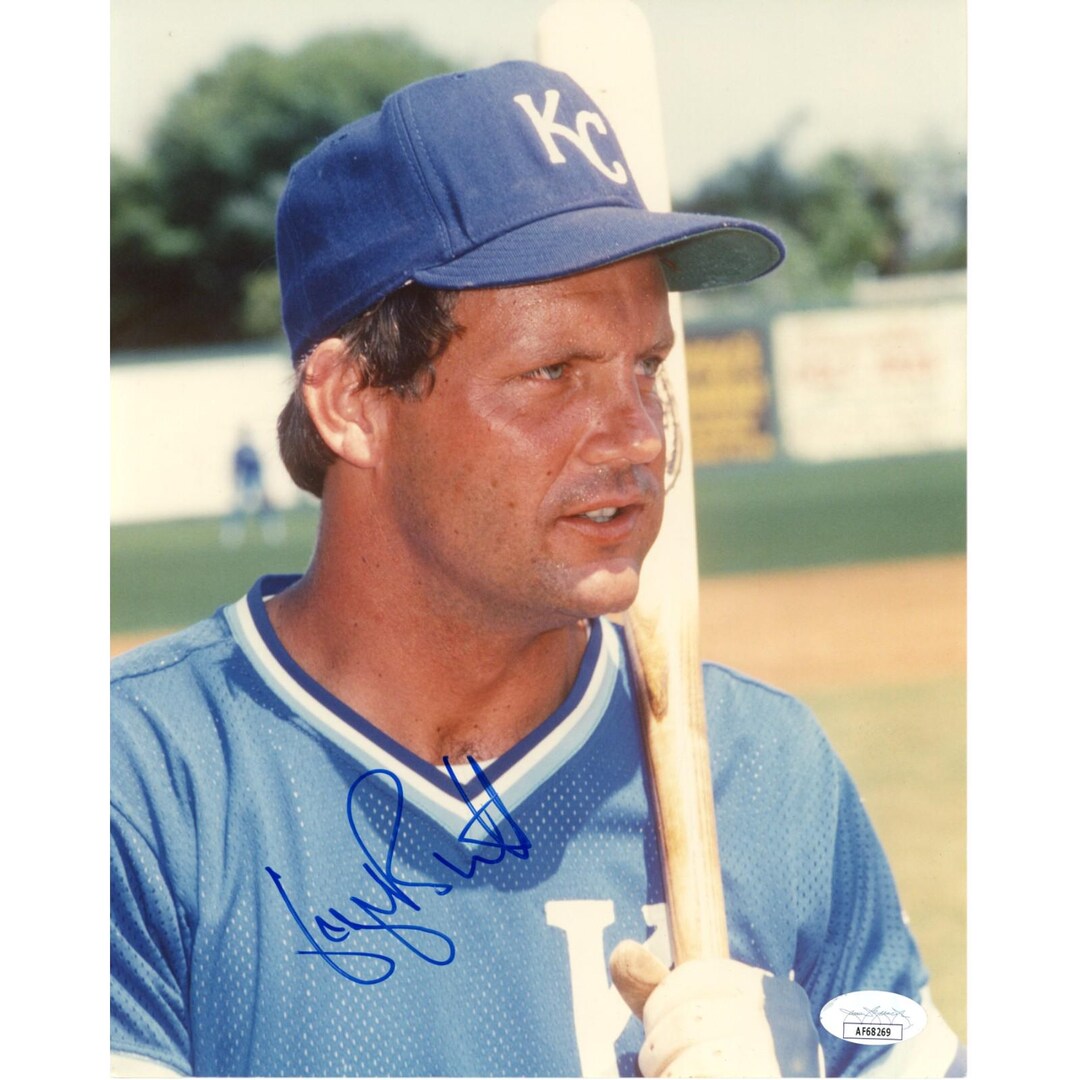 George Brett Autographed/signed Kansas City Royals 8x10 Photo JSA 47961 ...