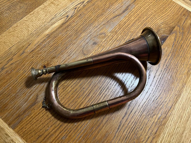 WW2 New Zealand Army Bugle kings Crown - Etsy