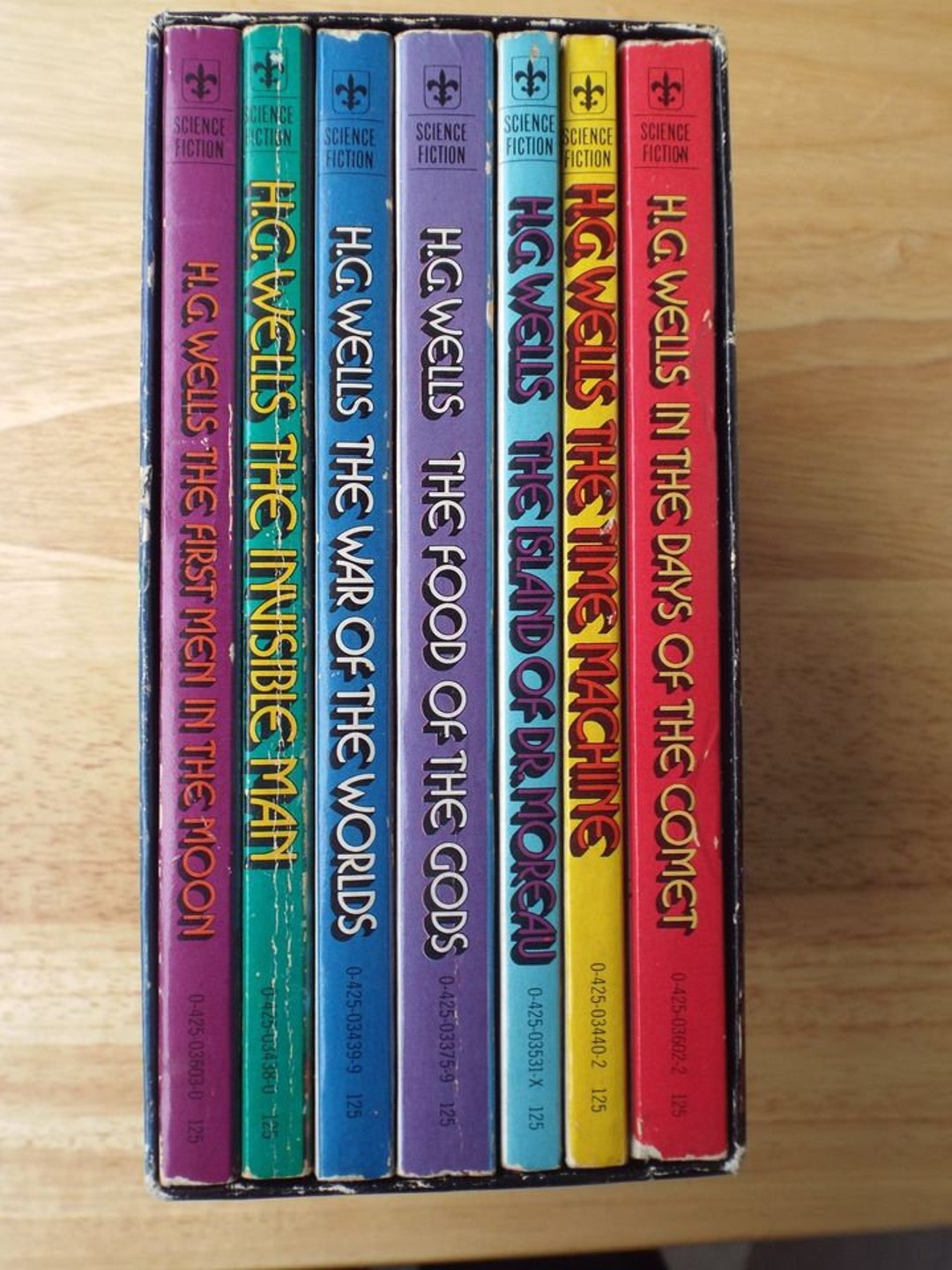 Vintage H.G. Wells, Greatest of All Classic Science Fiction Box Set of ...