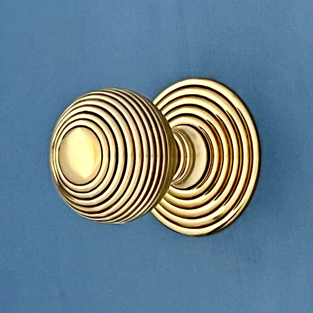 Large Brass Beehive Victorian Style Centre Knob Handle Box Front Door Mail Knocker Letter Main ...