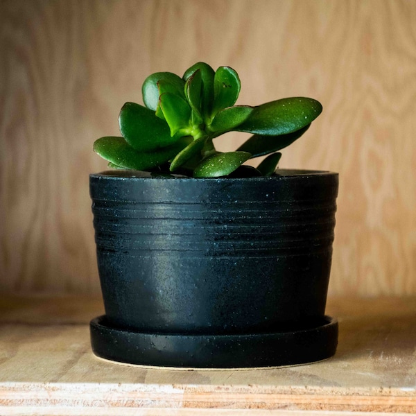 Black Ceramic Pot - Etsy