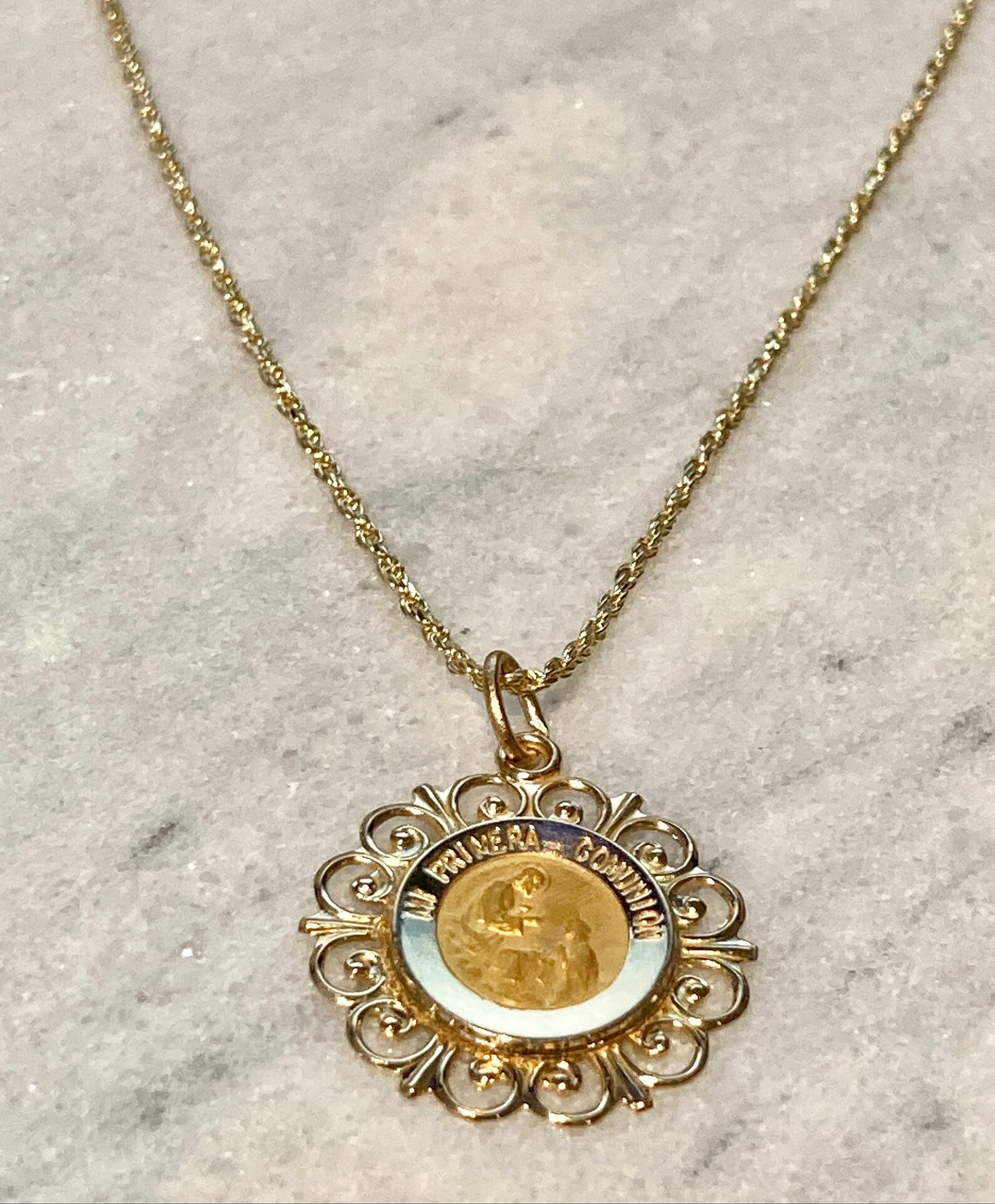 Primera Comunion First Communion 14K Yellow Gold Medallion | Etsy