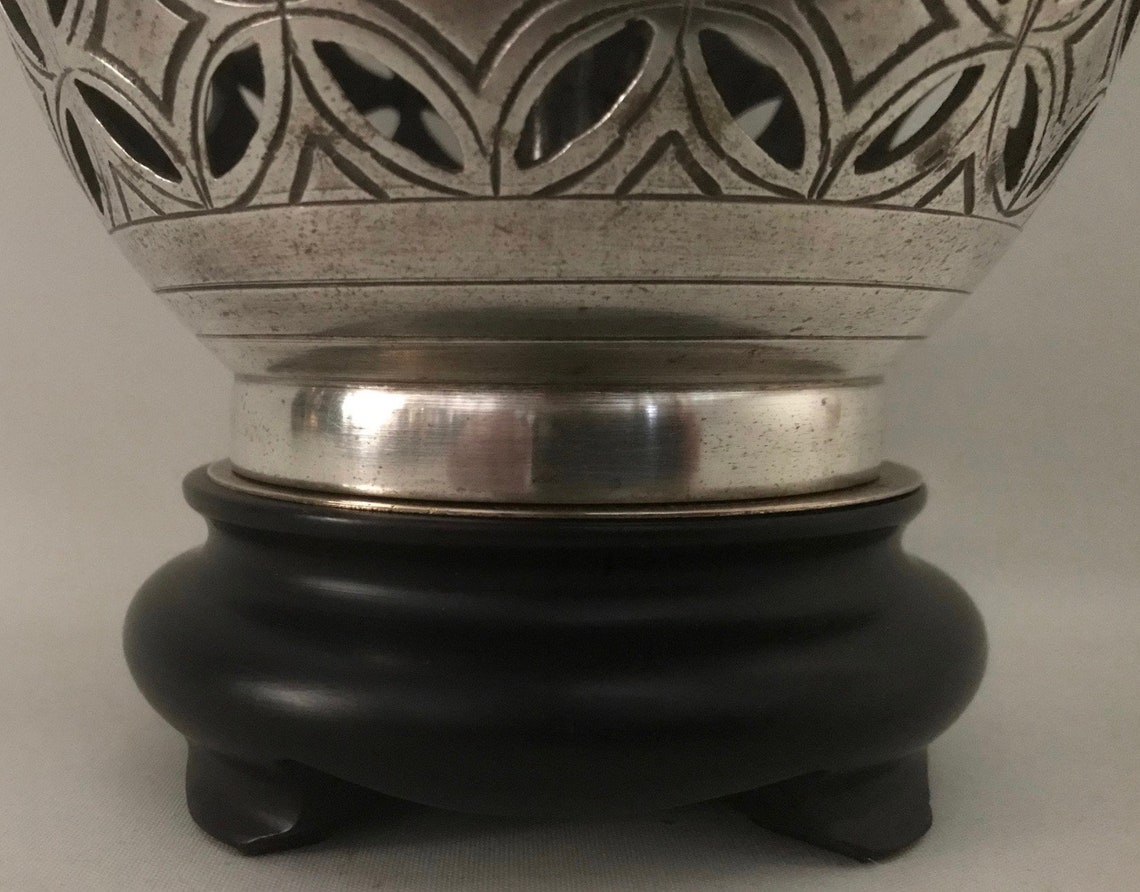 Modern Asian Vasiform Table Lamp | Etsy