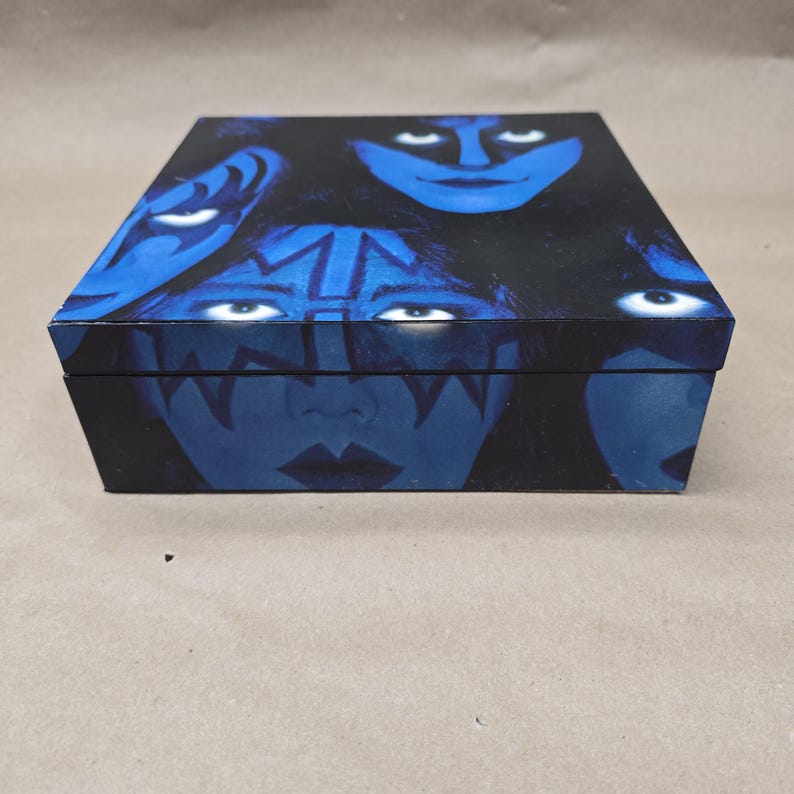 Kiss "creatures of the Night" Snipnipzap Roxbox Recycled Vintage Album ...