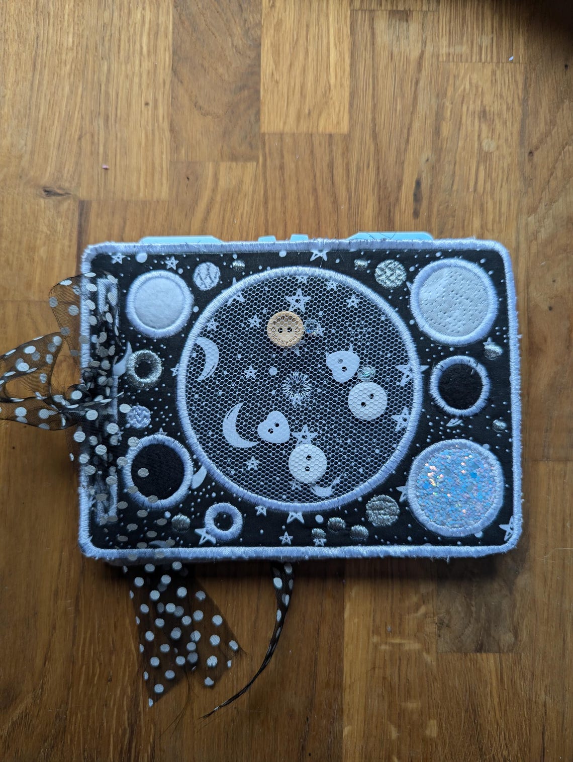 Fidget Case Blue Badge Holder ANY COLOUR - Etsy