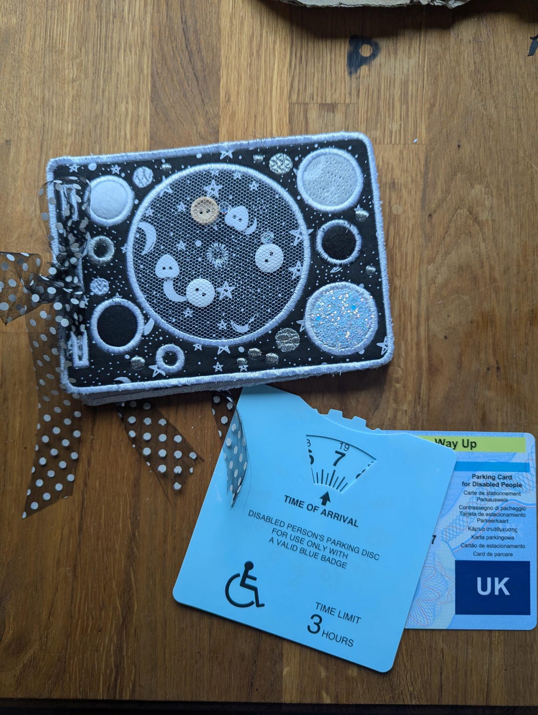 Fidget Case Blue Badge Holder ANY COLOUR - Etsy