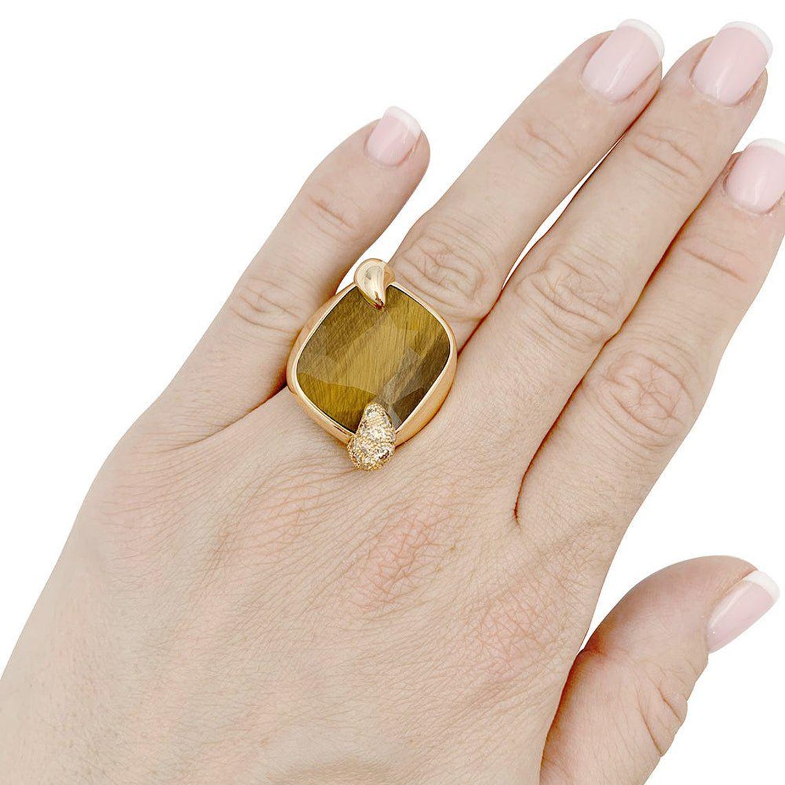 Nice Pomellato Victoria Design 18k Yellow Gold Polish Tiger's Eye Ring ...