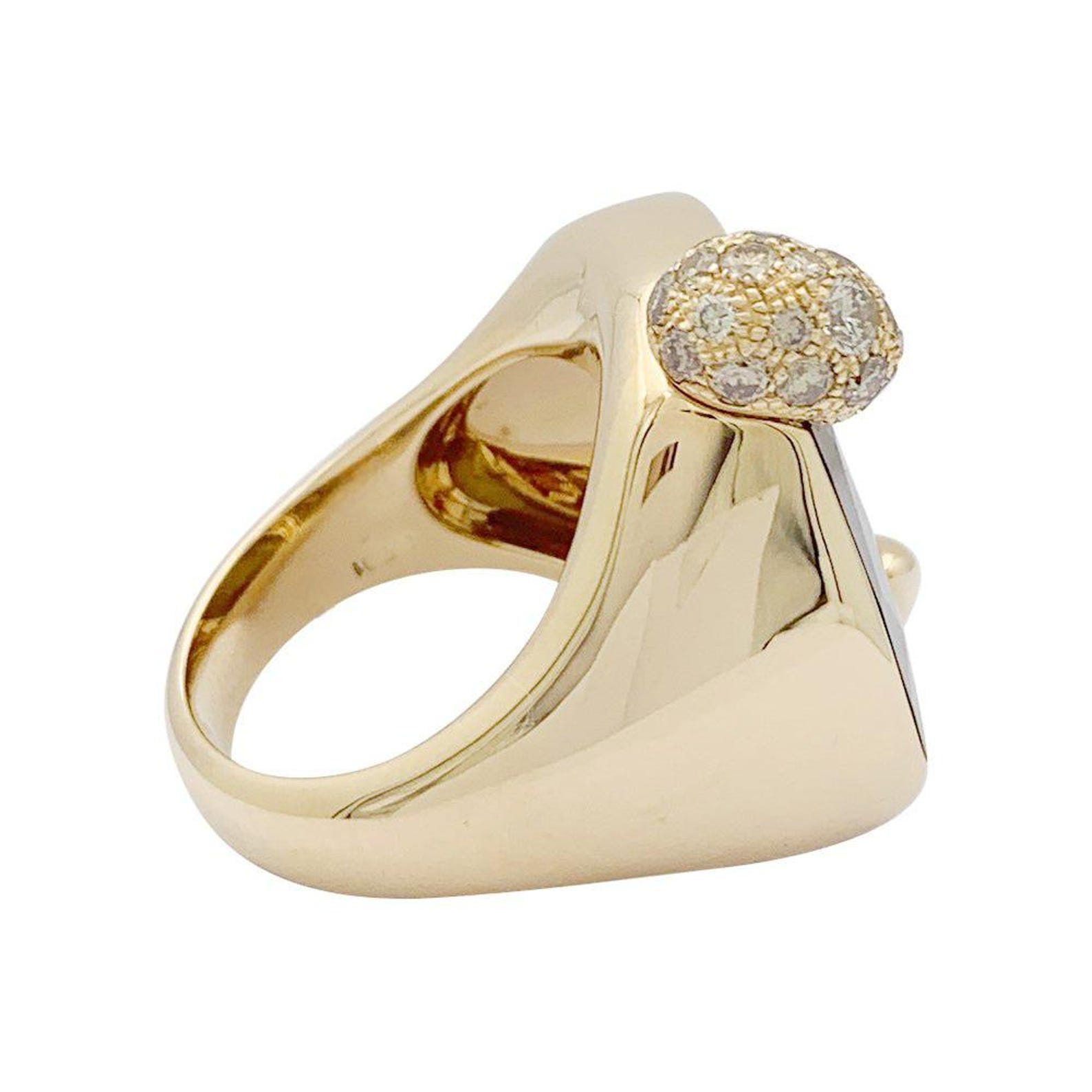 Nice Pomellato Victoria Design 18k Yellow Gold Polish Tiger's Eye Ring ...