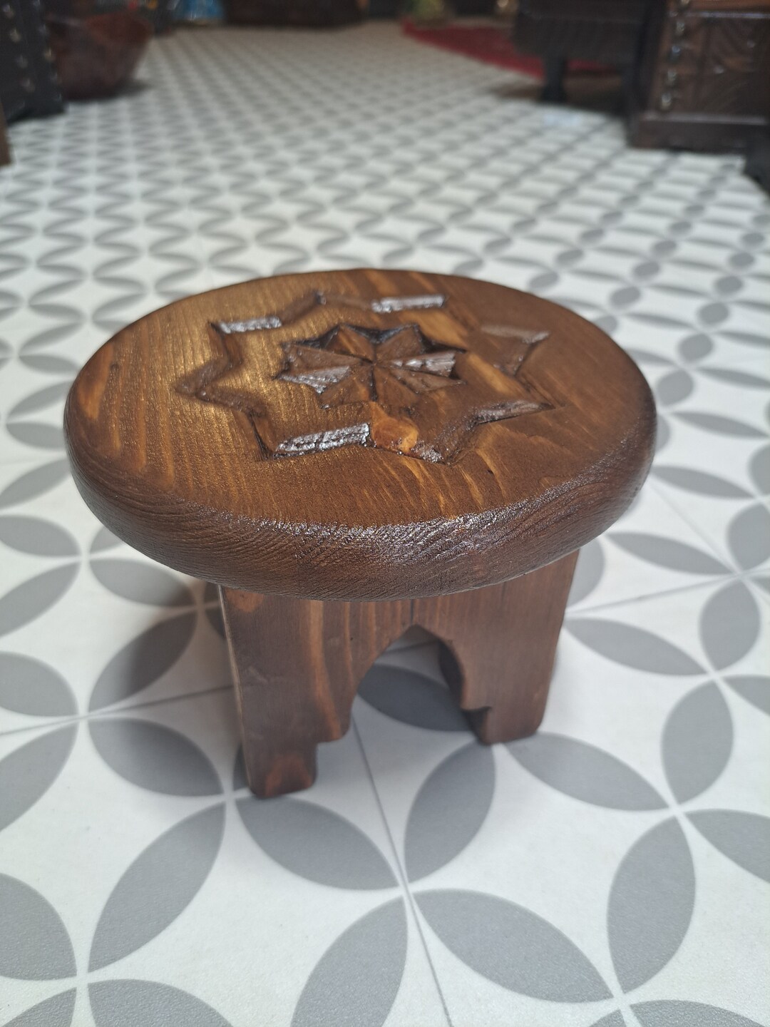 Hand Made Round Carved Display Table With Gothic Style Legs Mid Brown ...
