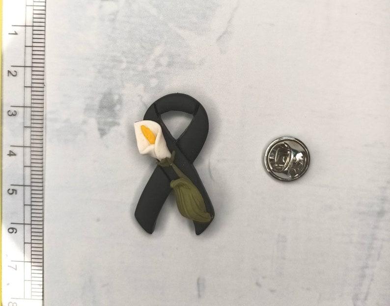 Black Ribbon Pin, Grief Pin, Grief Ribbon Badge, Brooch for Funeral ...