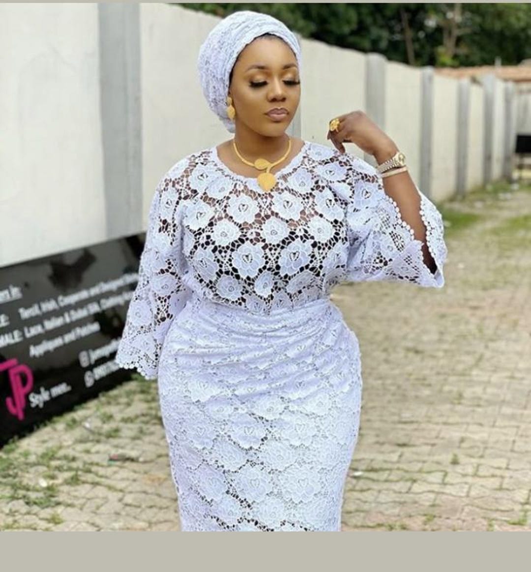 White Yoruba Iro Wrapper Ati Buba Top With Ipele Shoulder Piece and ...