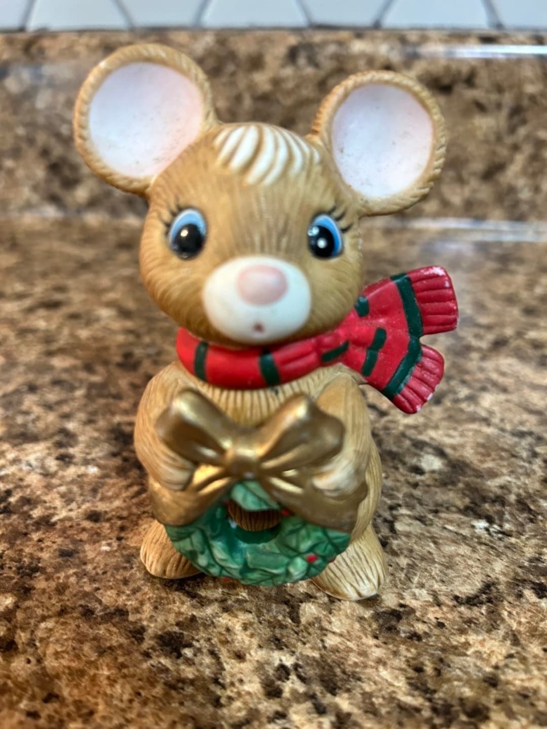 Vintage Homco Mouse Holding Wreath - Etsy