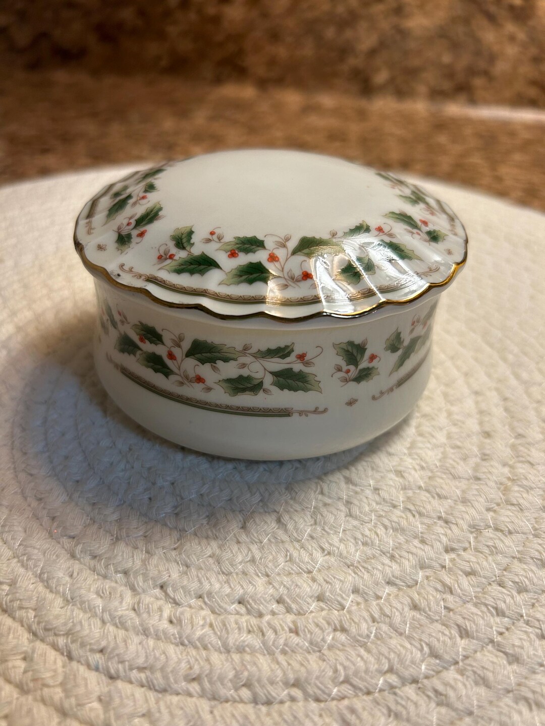 Vintage Royal Limited Round Covered Trinket Box in Holly Holiday ...