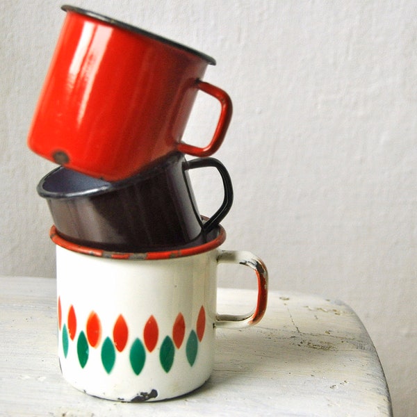 Vintage Enamel Mugs - Etsy