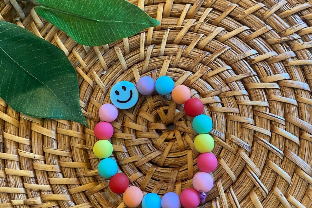 Smiley Face Bracelet, Teacher Bracelet, Colorful Beaded Bracelet ...