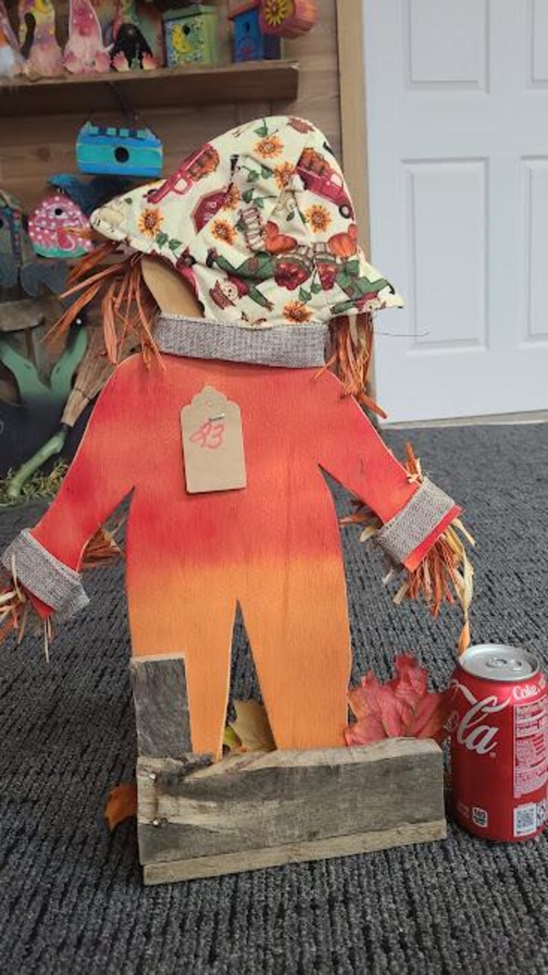 Fall Scarecrow Statue - Etsy