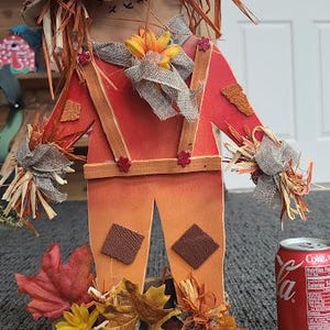 Fall Scarecrow Statue - Etsy