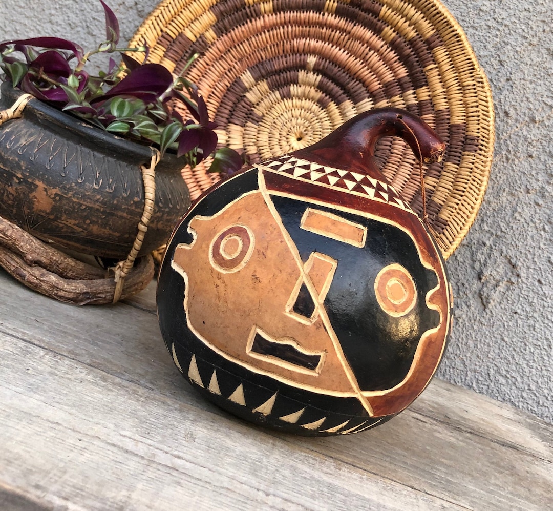 Hand Carved and Painted Ethnic 7.75”T Gourd-faces/masks-beige Brown ...