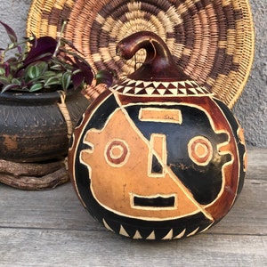 Hand Carved and Painted Ethnic 7.75”T Gourd-faces/masks-beige Brown ...