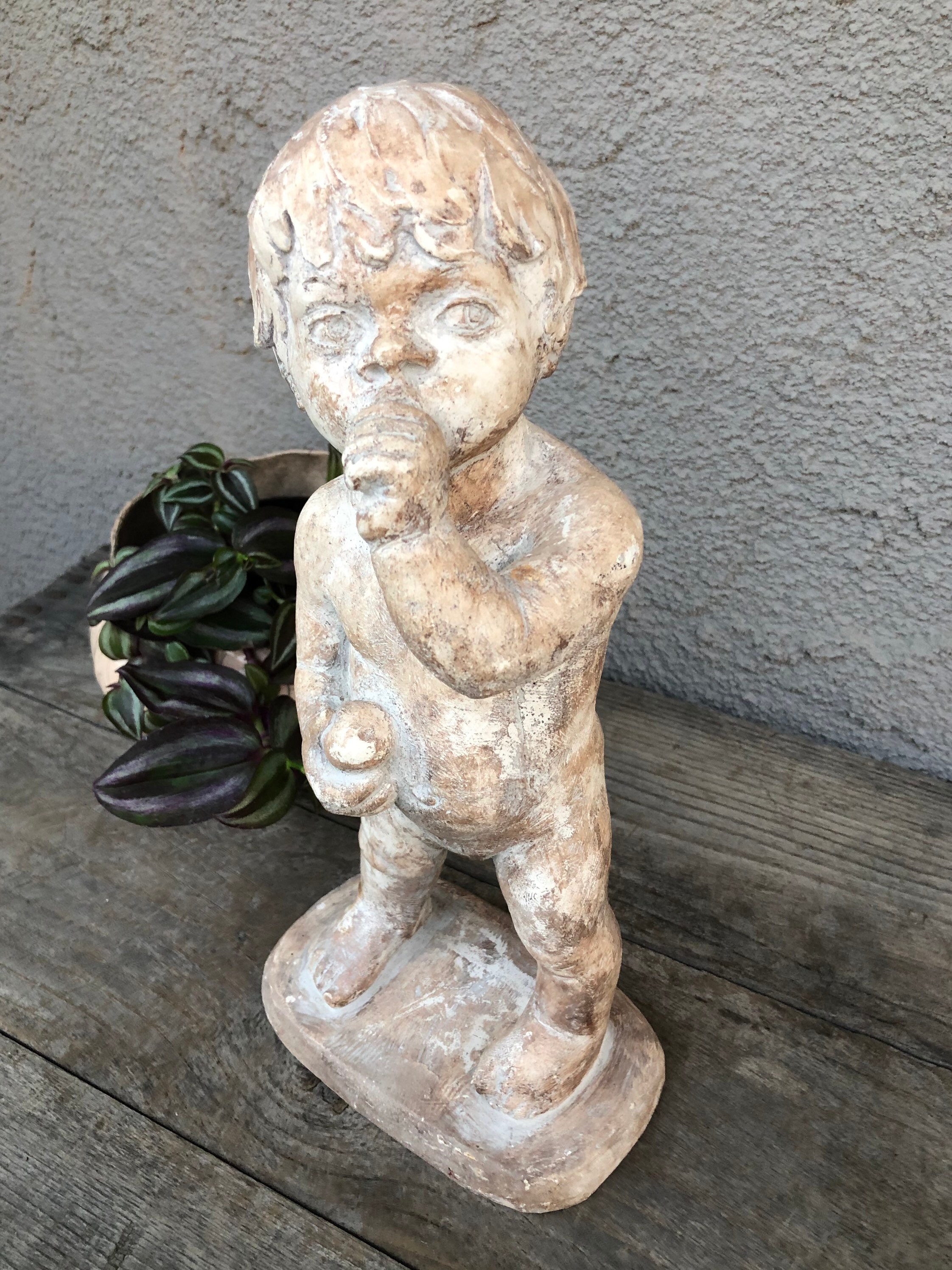 Austin Sculpture Bright Eyes Collection