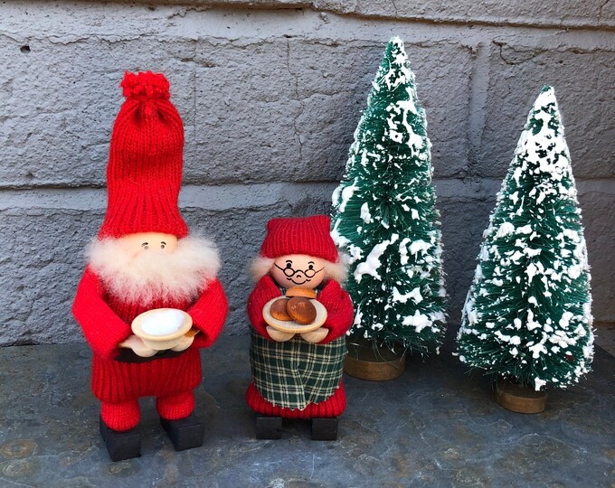 Swedish Wooden Santa Claus and Mrs Claus / Couple / Tomte - Etsy