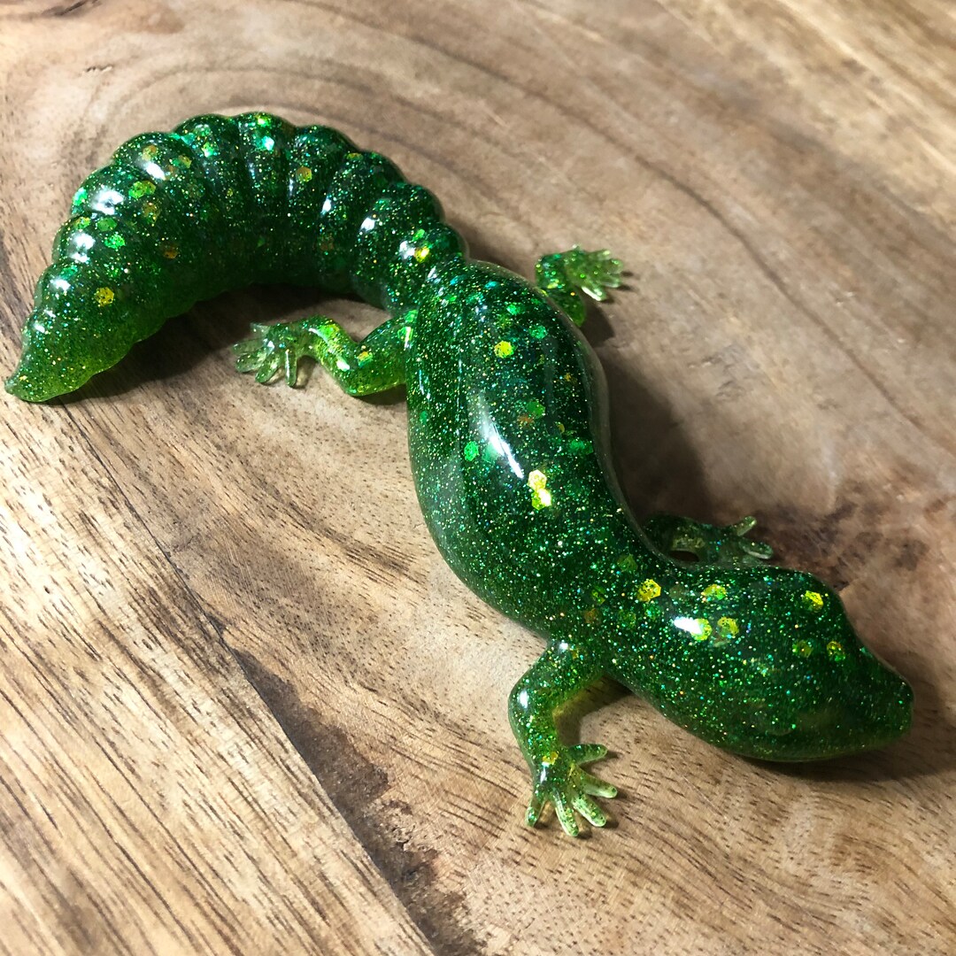 Green Glittery Resin Lizard / Lizard Wall Art / Resin Lizard Home Decor / Lizard Art Table Decor ...