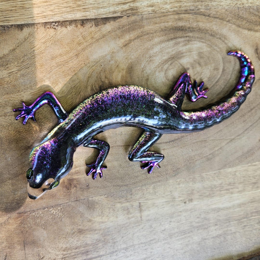 Holographic Lizard / Lizard Wall Art / Resin Lizard Home Decor / Lizard ...