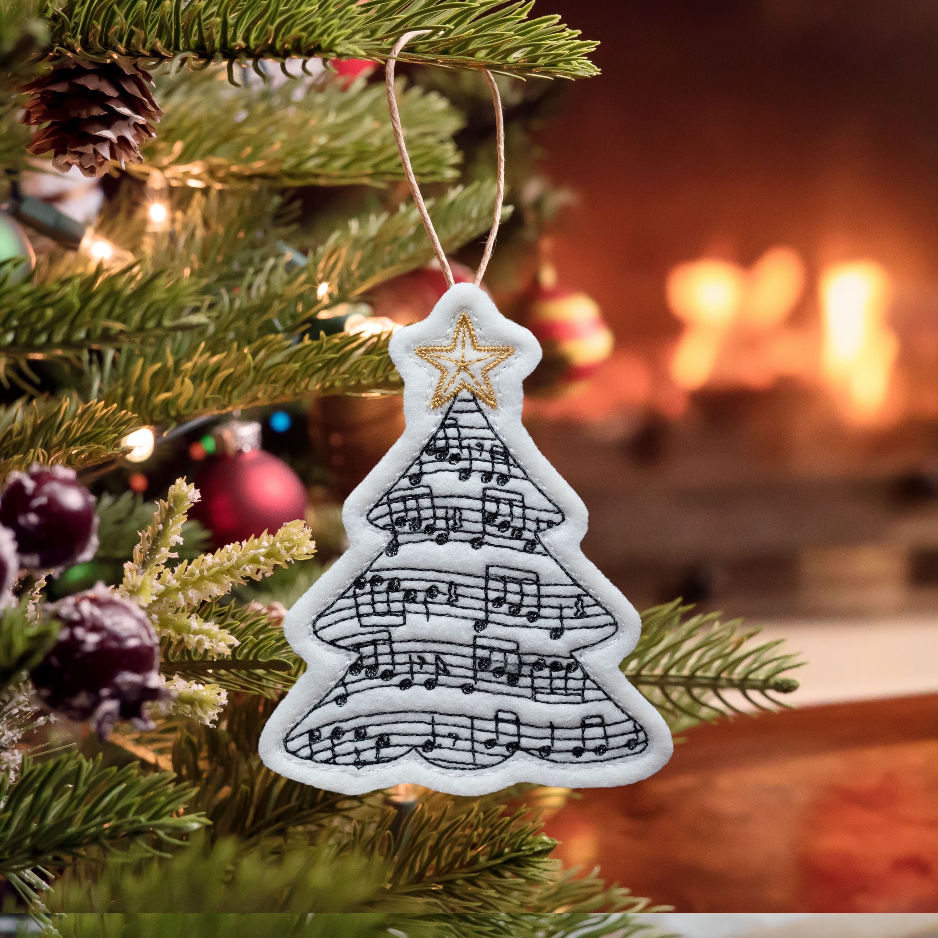 White Sheet Music Christmas Tree Ornament. Embroidered Felt | Etsy