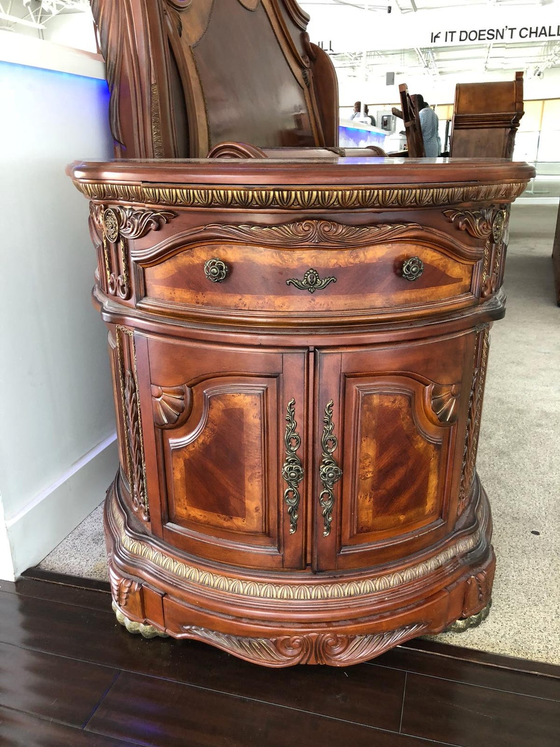 AICO by Michael Amini Cortina 5PC King Size Bedroom Set - Etsy