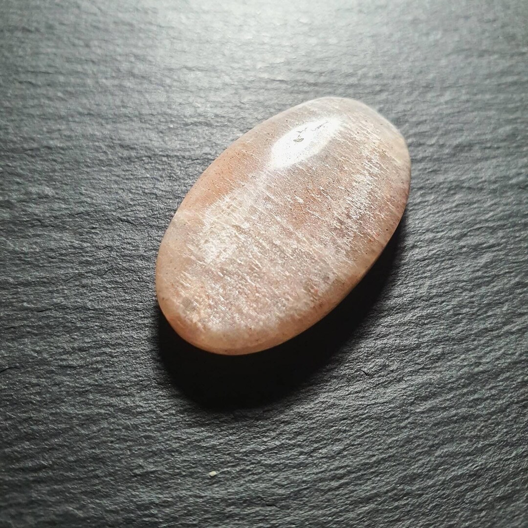 Peach Moonstone White Sheen Orthoclase With Microcline Intergrowth ...