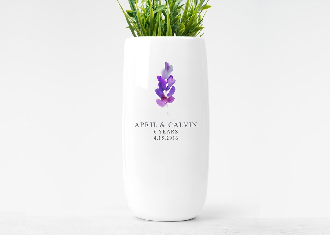 Personalized Ceramic Vase, Custom Gift for Her - Etsy