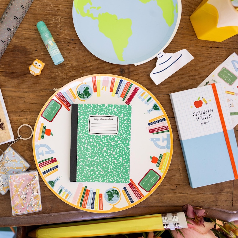 Smarty Pants Bookshelf Large Plates - Pack of 8 - Etsy