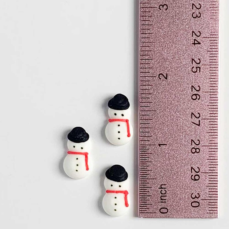 Mini White Royal Icing Snowmen: Edible Cake Decorations (24 Pieces) - Etsy