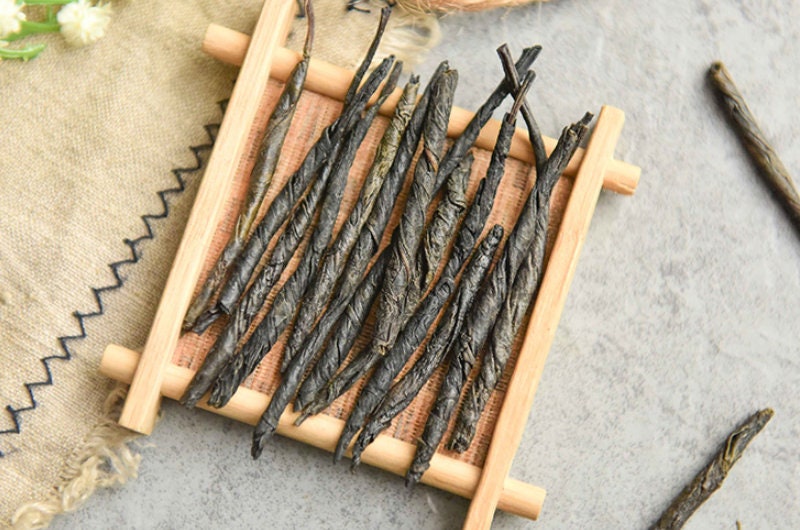 Premium Leaf of Chinese Holly Herbal Tea Leaf of Broadleaf - Etsy