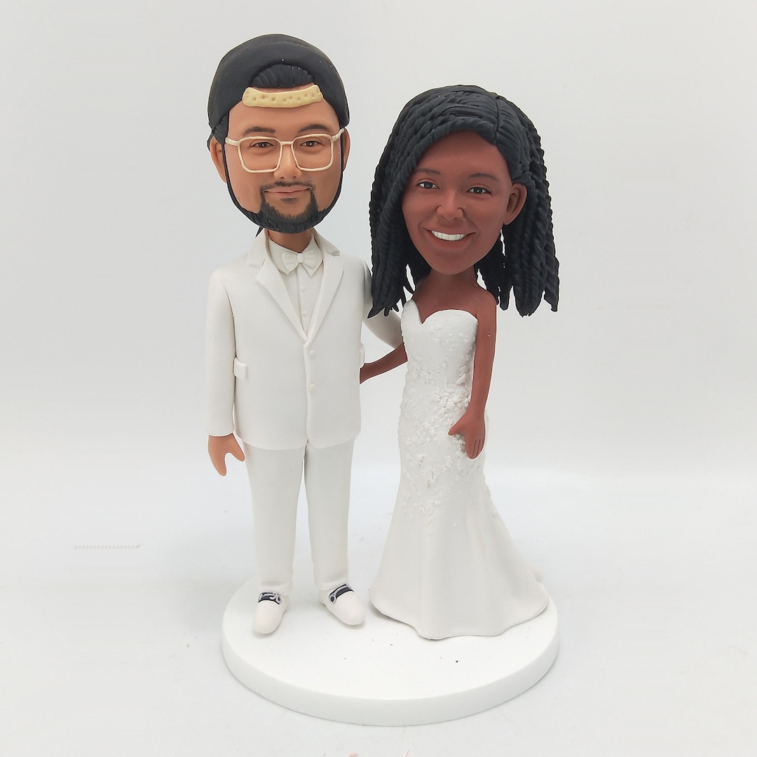Personalized Couple Figurine, Custom Couple Figure, Wedding Cake Topper ...