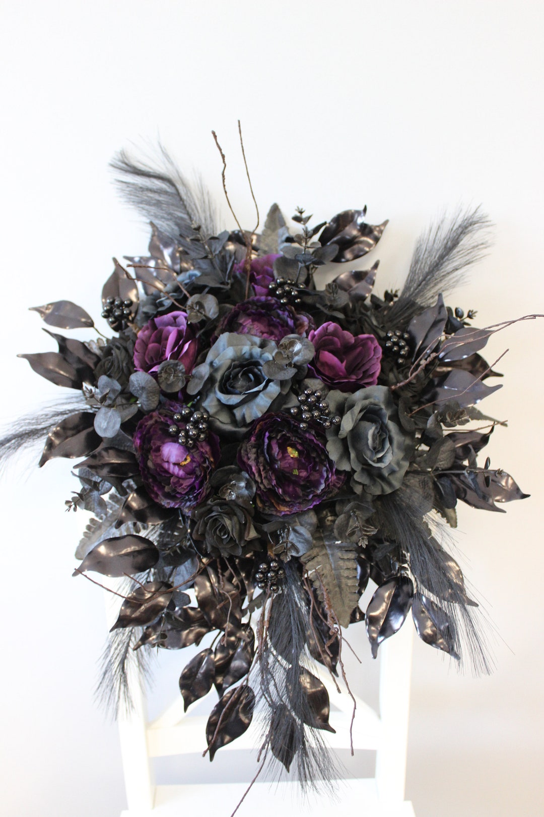 Purple Black Bouquet Gothic Wedding Bouquet Moody Bouquet - Etsy